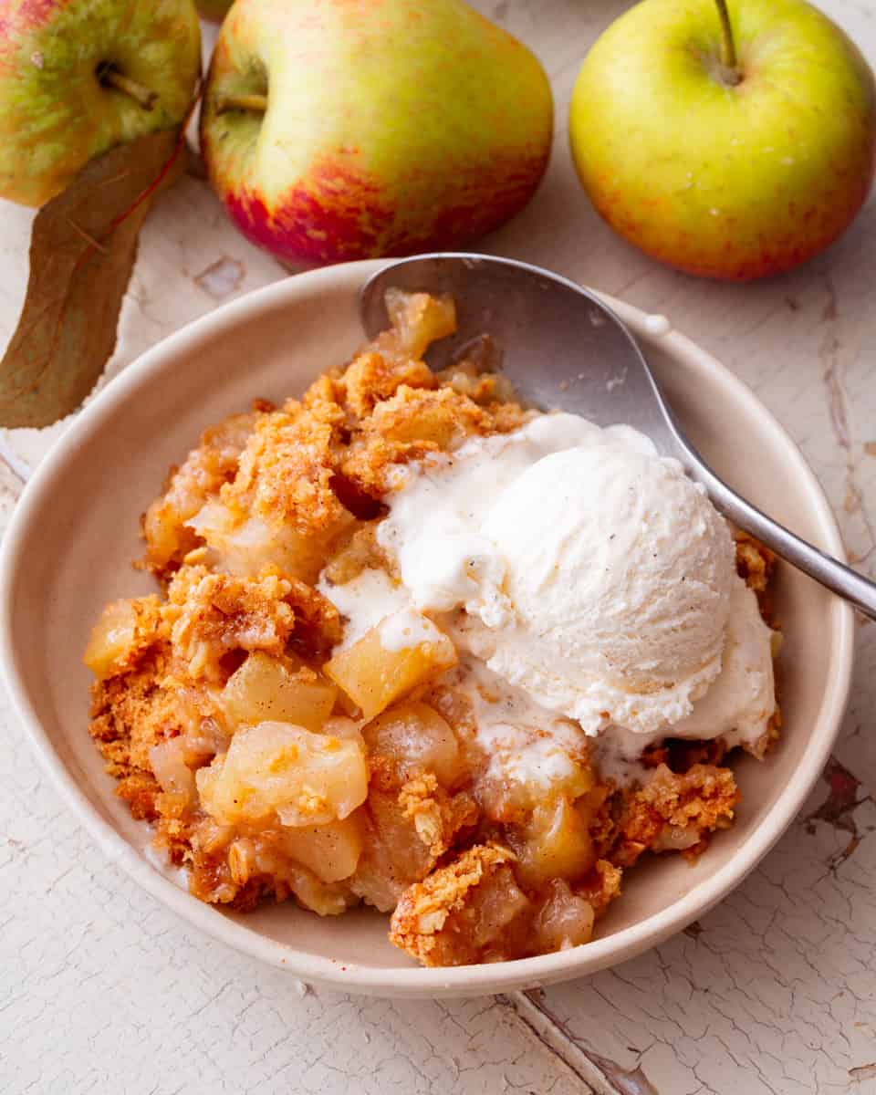 Homemade Vegan Apple Crisp Recipe - Vegan And Pure
